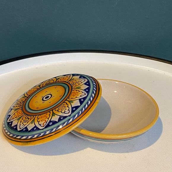 Accents | Vintage Firenze Italy Hand Painted Pottery Round Trinket Box ...